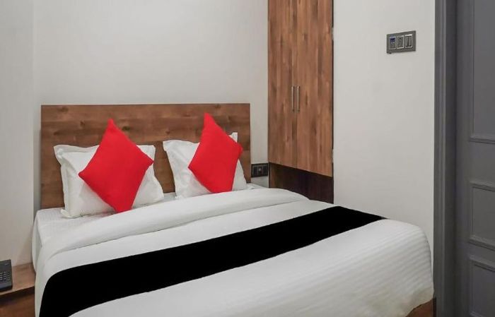 Book Hourly hotels in Delhi - 24 hours check in hotels